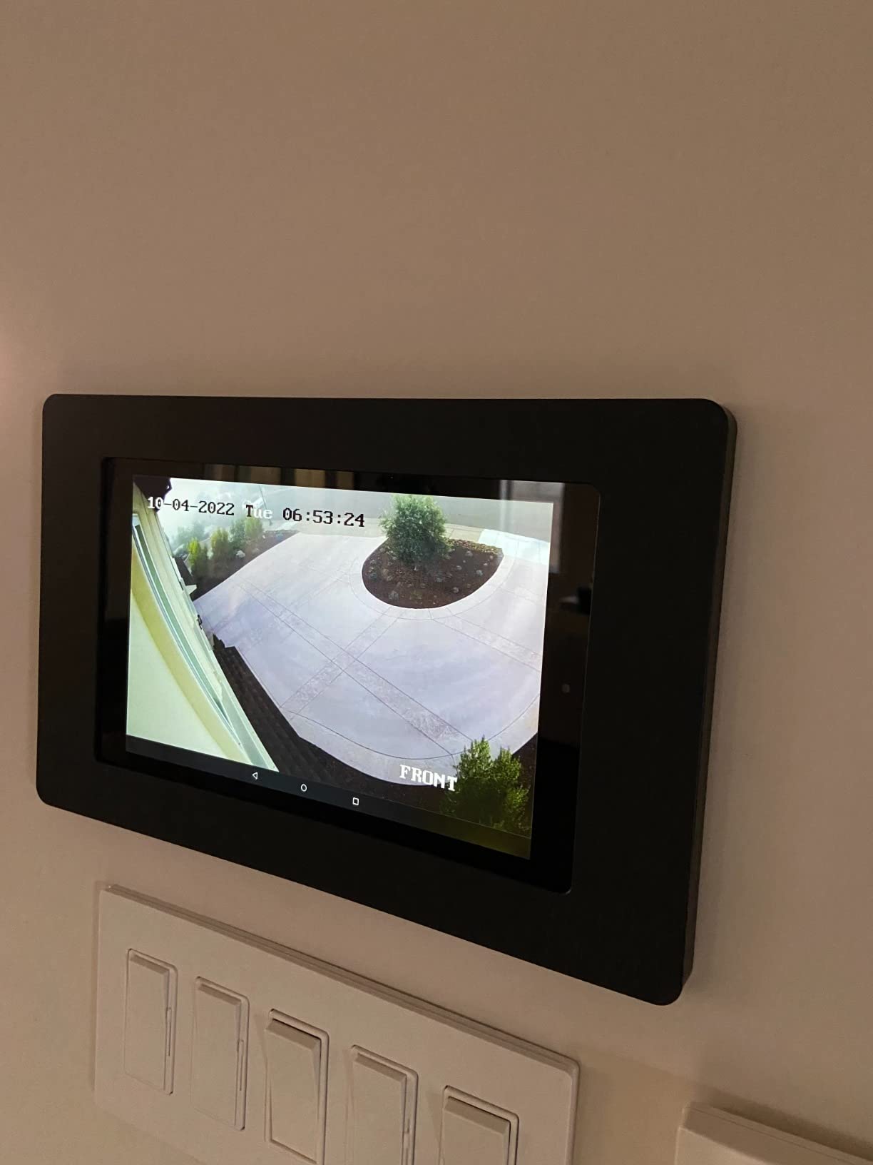 Amazon.com: VidaMount On-Wall Tablet Mount - Amazon Fire 7" 7th / 9th ...