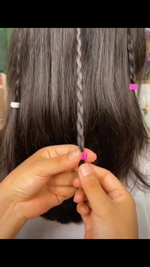 Watch Automatic Electric Hair Braider Hair Braiding Machine on Amazon Live