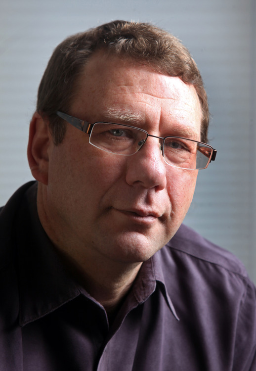 Amazon.it: Adam Schwartz: libri, biografia, ultimo aggiornamento