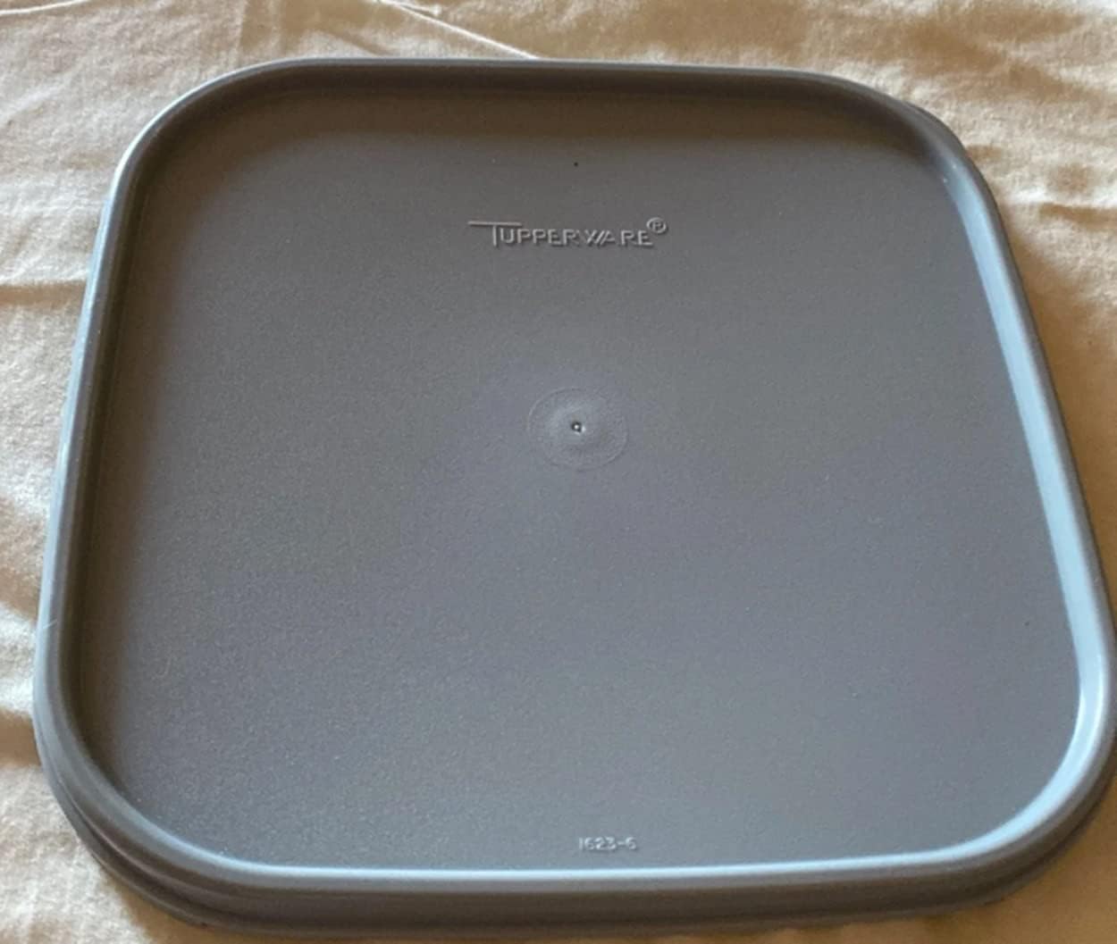 Amazon.com: NewTupperware Modular Mates Square Seal Lid in Gray : Home ...