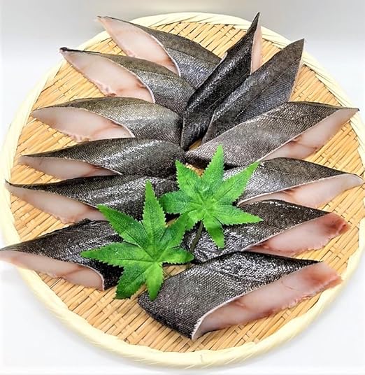 Amazon.co.jp: 築地 中島水産 銀だら切身 たっぷり1kg 1切80g前後の切身です 冷凍 : 食品・飲料・お酒