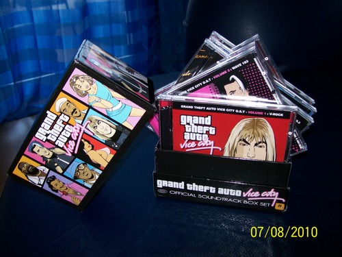 Grand Theft Auto Box Set - : Amazon.de: Musik