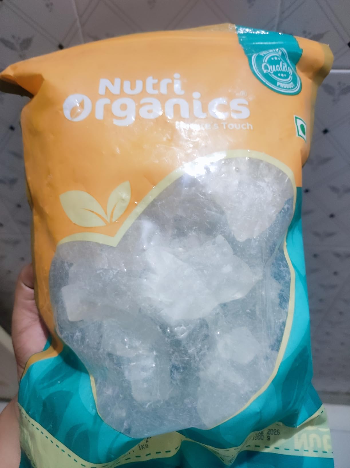 Nutri Organics Dhaga Mishri - 1kg | Pure Thread Crystal Mishri ...