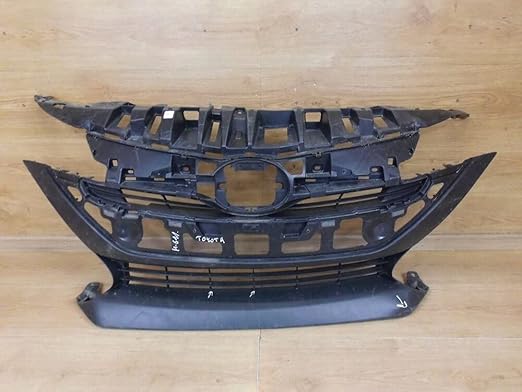 Amazon.com: Toyota Genuine Parts - Grille Sub-Assy, Rad (53101-47041 ...