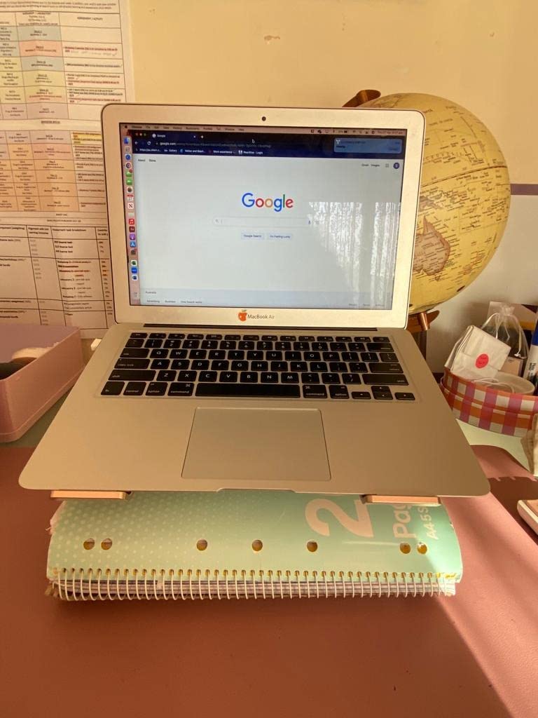 Soundance Aluminum Laptop Stand for Desk Compatible with Mac MacBook ...