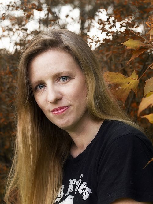 Amazon.com: Susan Bischoff: books, biography, latest update
