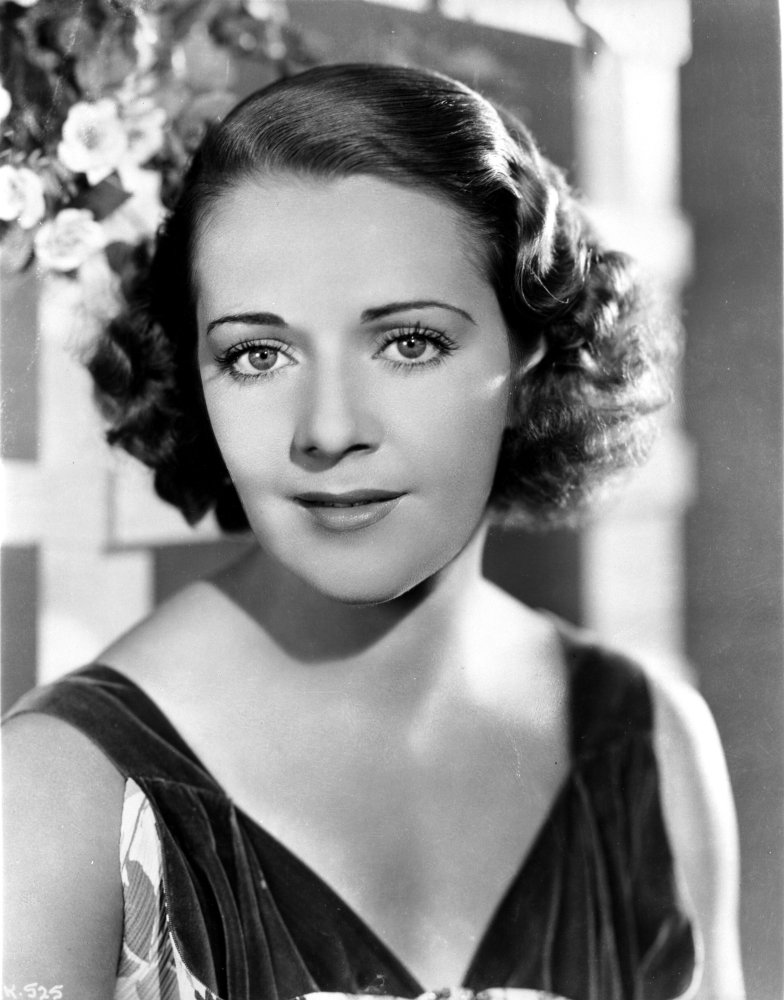 Amazon.com: Ruby Keeler on a Dark Top and posed Photo Print (24 x 30 ...