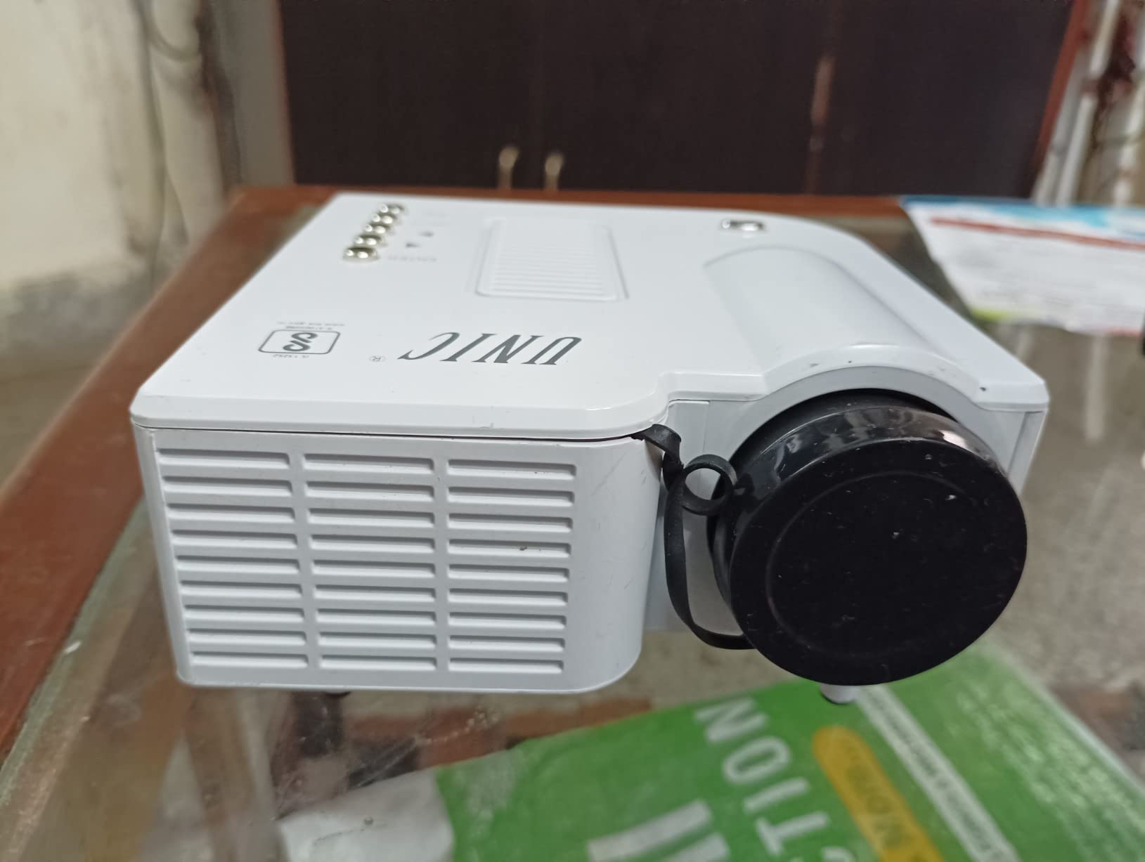 UNIC UC36 Mini LED Portable Projector Full HD Support Home Theater USB ...