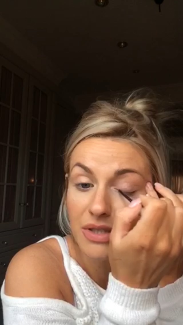 Watch How to apply NYK1 LashForce eyelash serum on Amazon Live