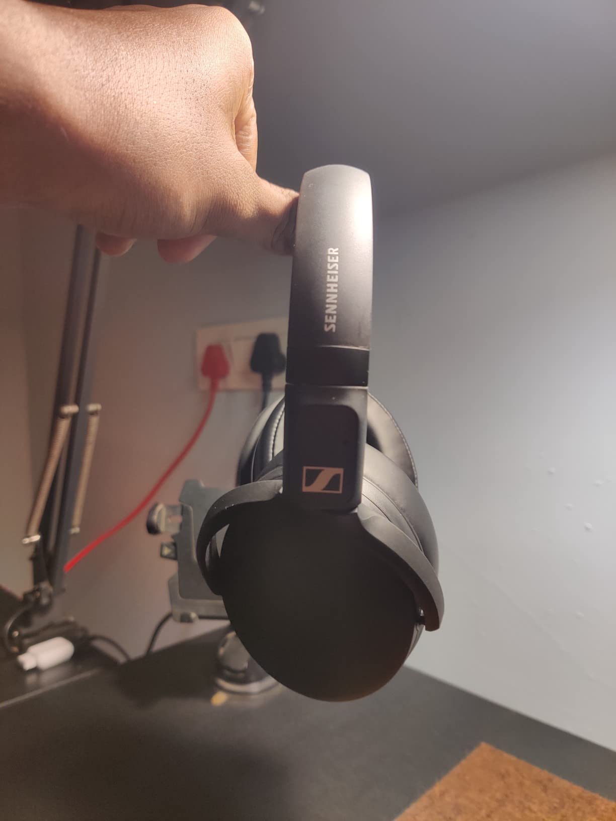 (Refurbished) Sennheiser HD 400s Wired Over the Ear Headphone with Mic ...