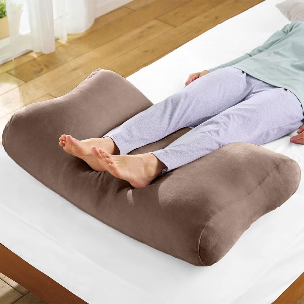 Amazon｜ベルーナ(BELLUNA) 足枕 枕 抱き枕 弾力性 もちもち 足置き 就寝用 フットピロー 足用 マシュマロ クッション ...