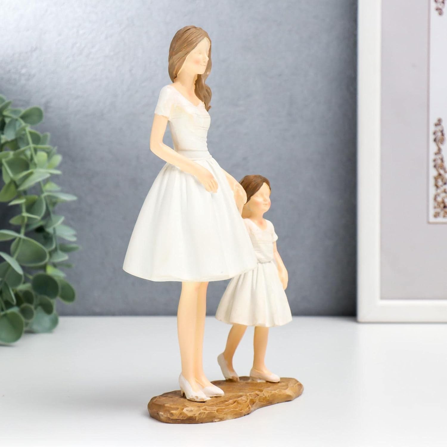 Amazon.com: AEVVV Mother Daughter Figurines Home Decor Accents - Gifts ...