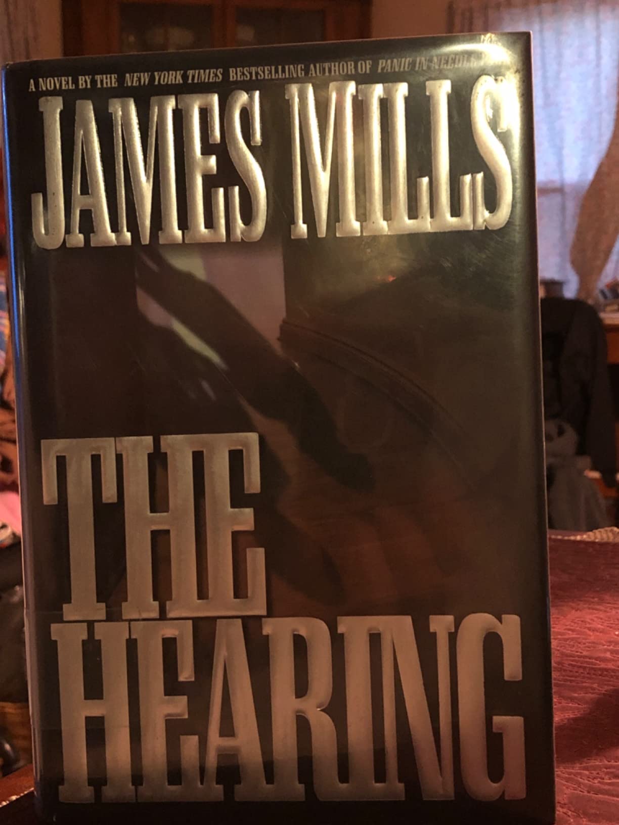 The Hearing: Mills, James: 9780446519588: Amazon.com: Books