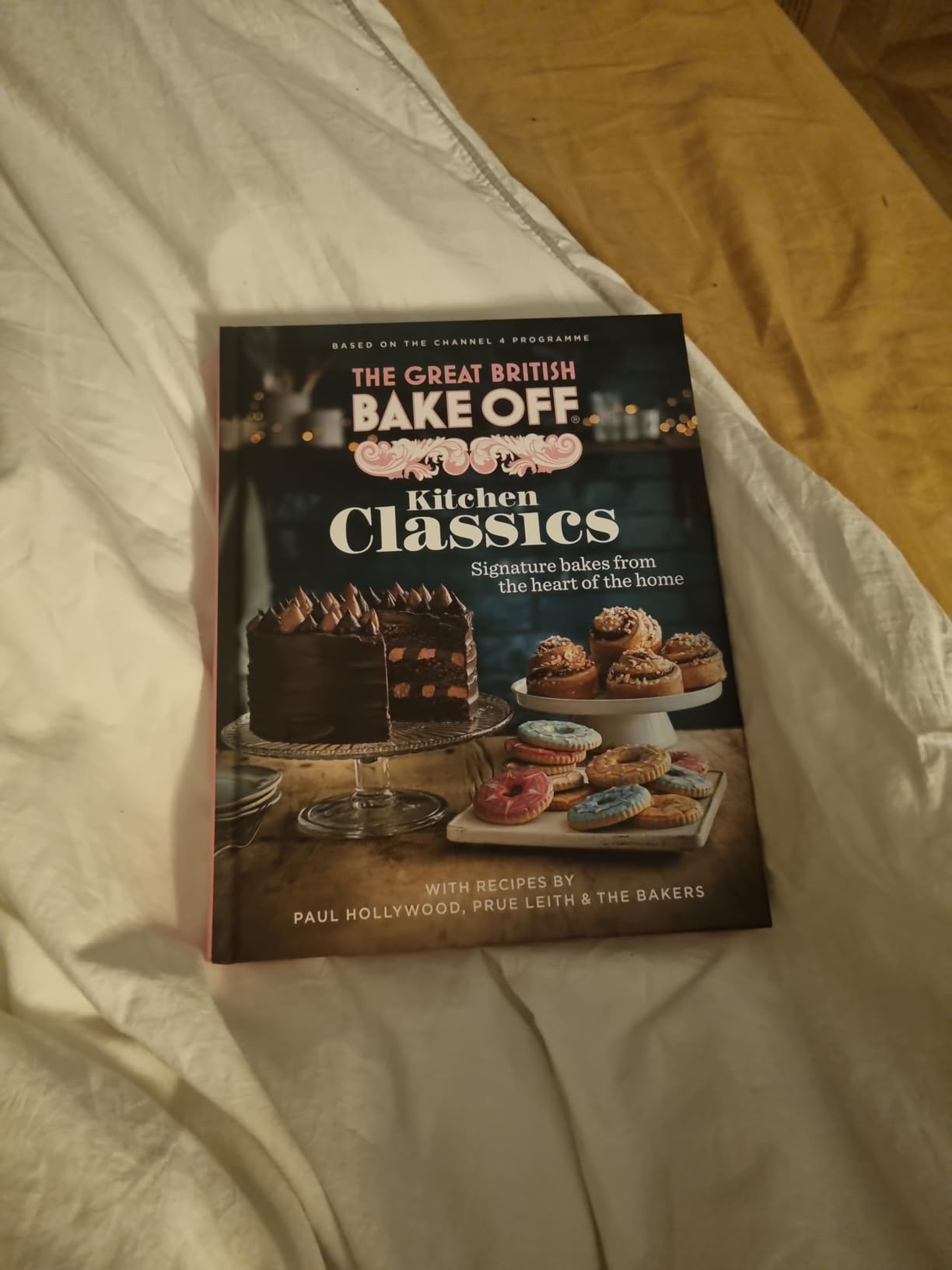 The Great British Bake Off: Kitchen Classics: The official 2023 Great ...