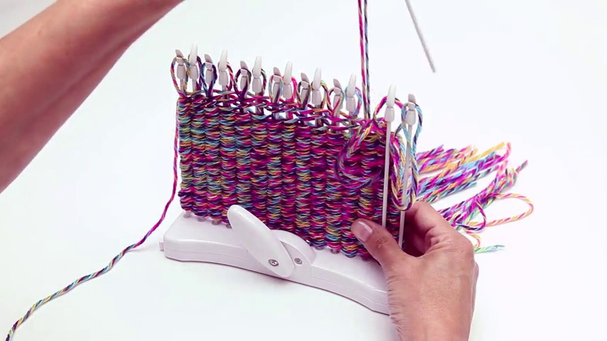 Watch Loopdeloom - Weaving Loom - Learn to Weave - Award-Winning Craft ...