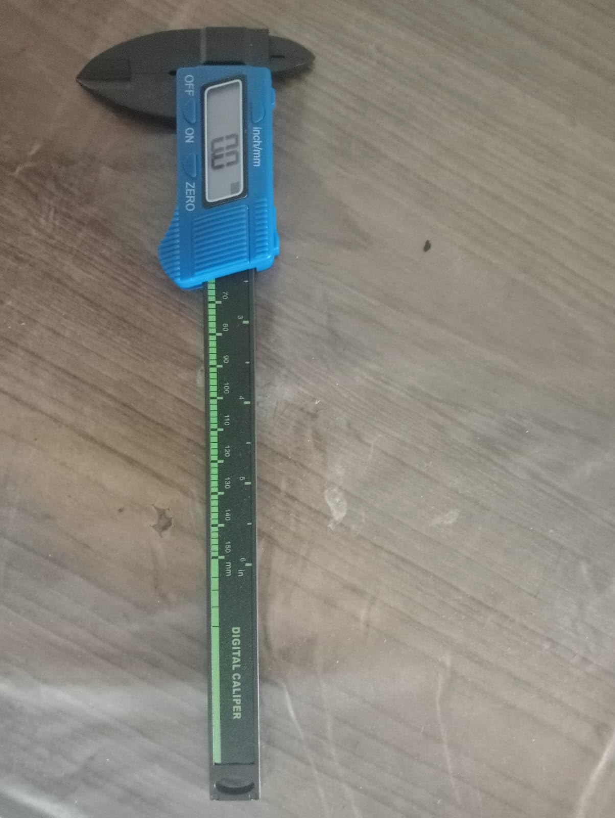 SKADIOO Electronic Digital Caliper with carry box, Plastic Vernier ...