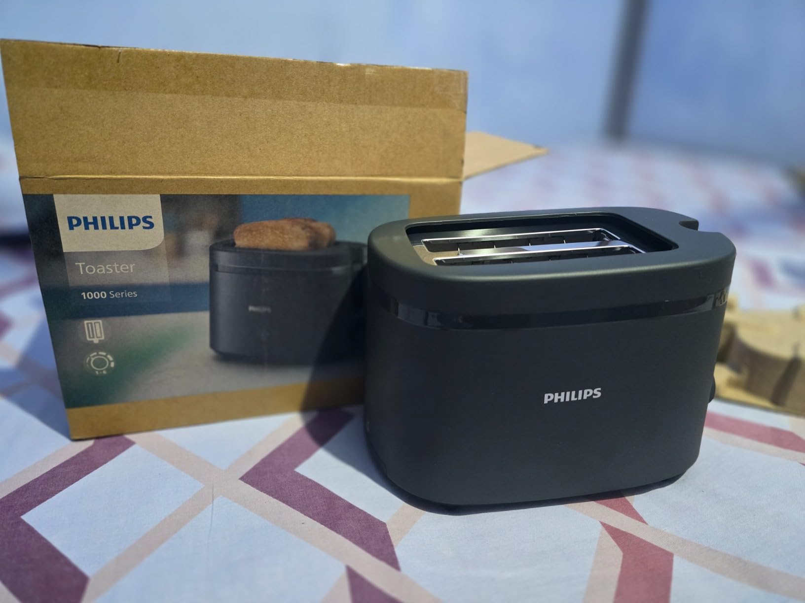 Buy Philips HD2510/90 650W 2-Slice Toaster with Integrated Bun Rack ...