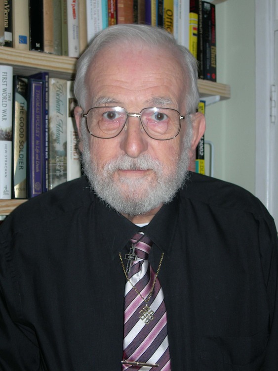 Amazon.com: Robert Page: books, biography, latest update