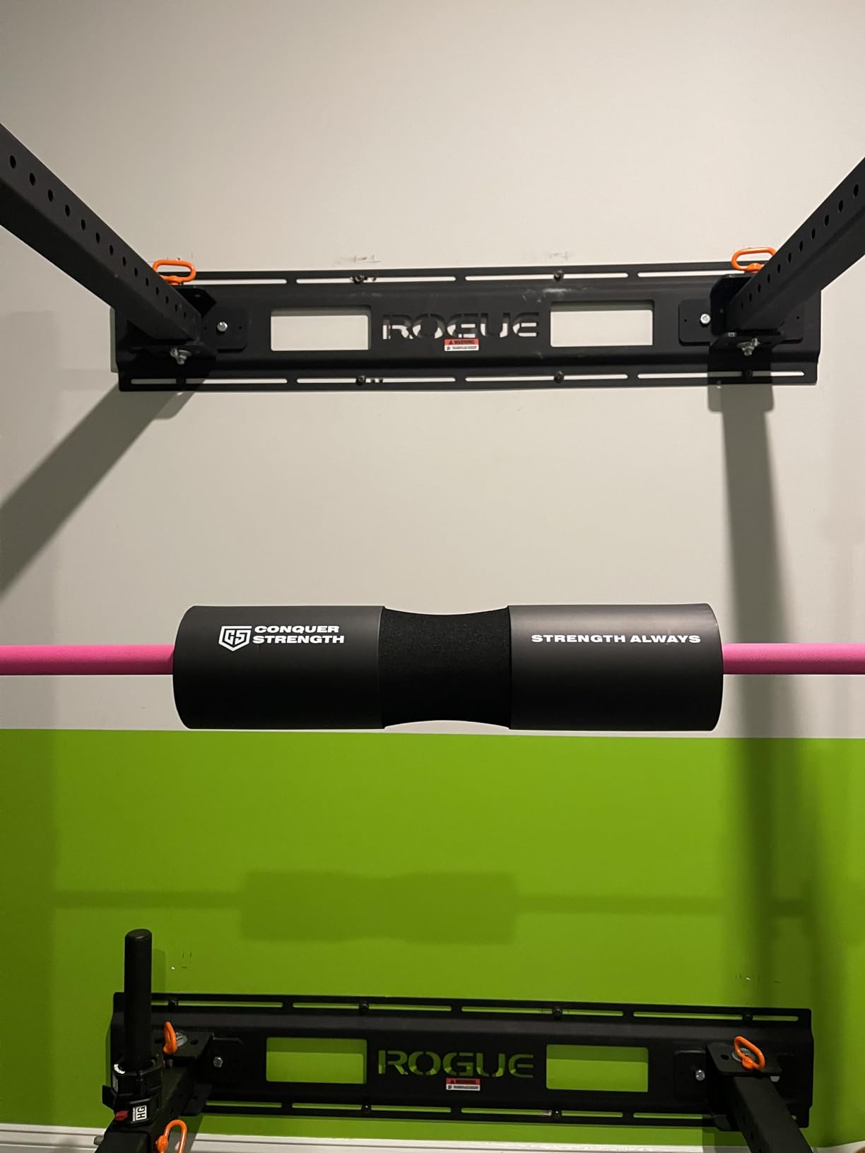 Amazon.com : CONQUER STRENGTH Barbell Squat Pad – Barbell Pad for ...