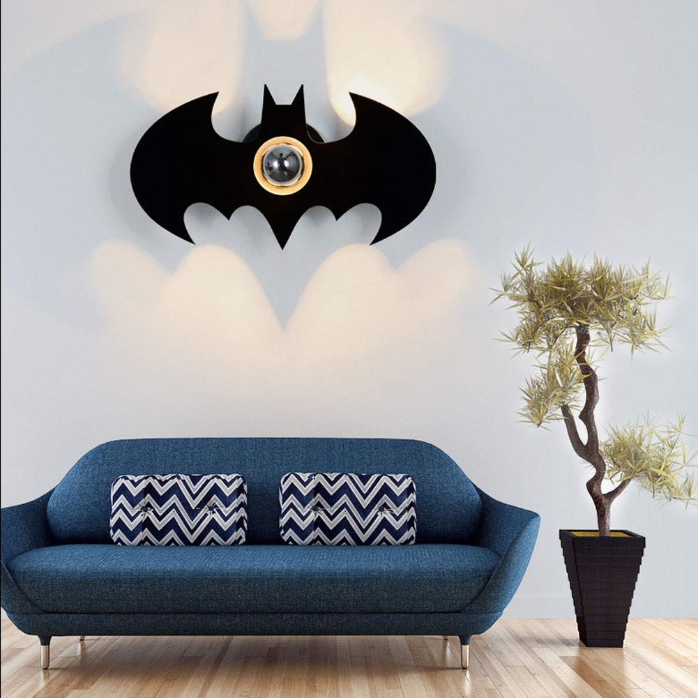 Wall Shadows Spotlight On Batman Batman Heroes Unite Mini Pinata