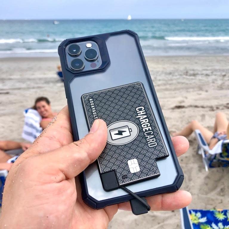 ChargeCard. Ultra-Thin Credit Card Sized Portable Charger & Battery ...