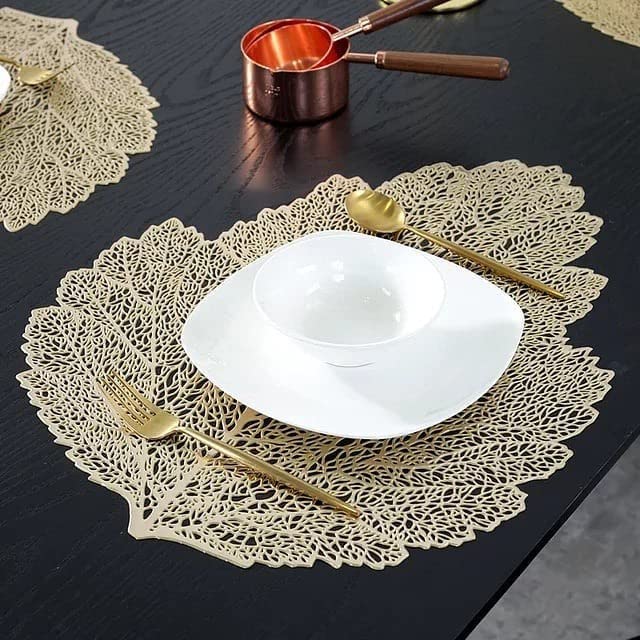 Buy SKYLOFTS Polyester Pack of 4 Golden Leaf Metallic Table Mats for ...