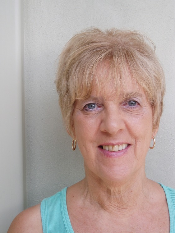 Amazon.co.uk: Vera Berry Burrows: books, biography, latest update