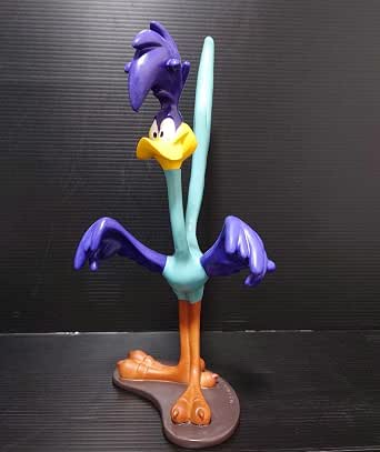 Amazon.co.jp: Road Runner Polyresin Figure : Toys & Games