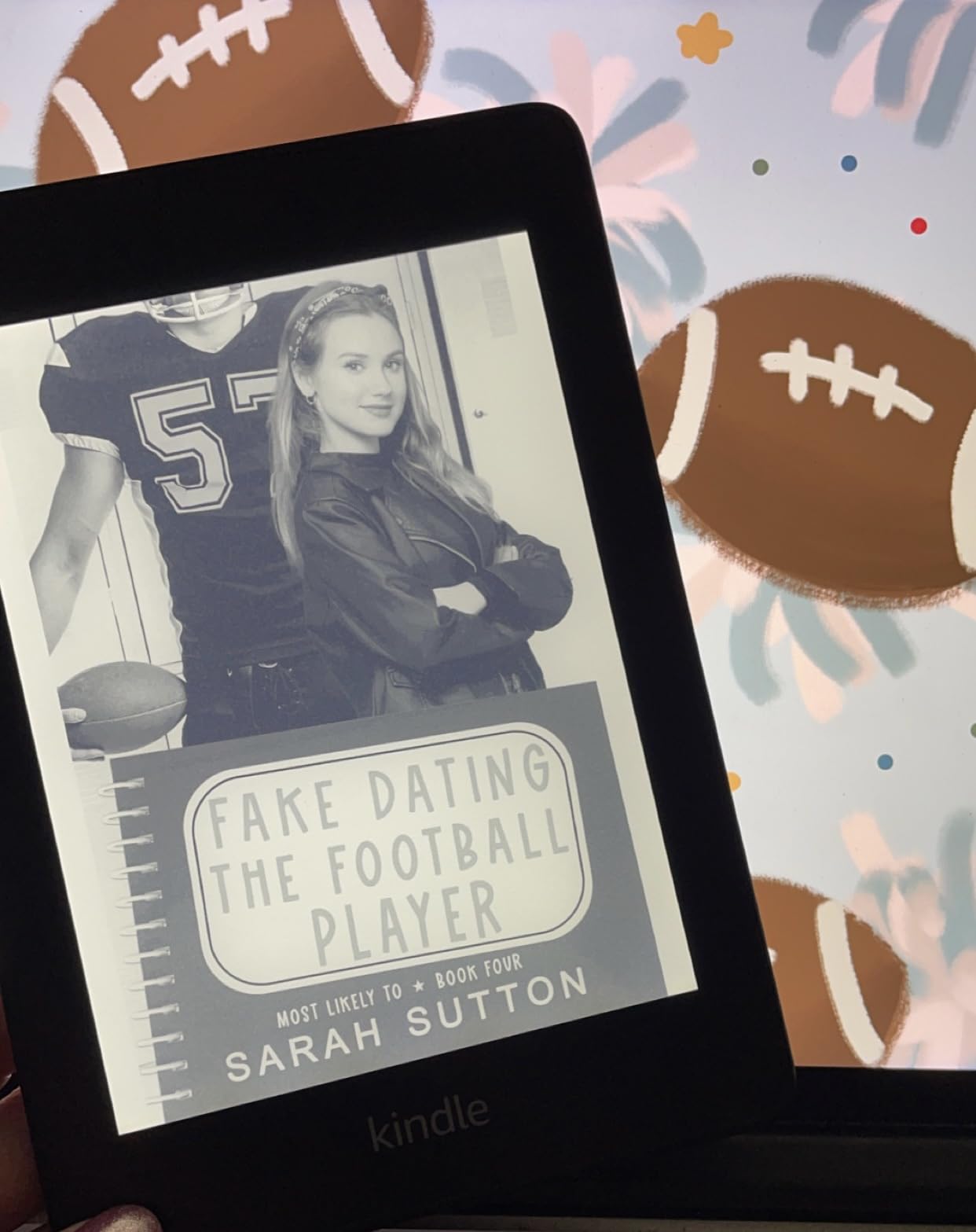 Amazon.com: Fake Dating the Football Player (Most Likely To Book 4 ...