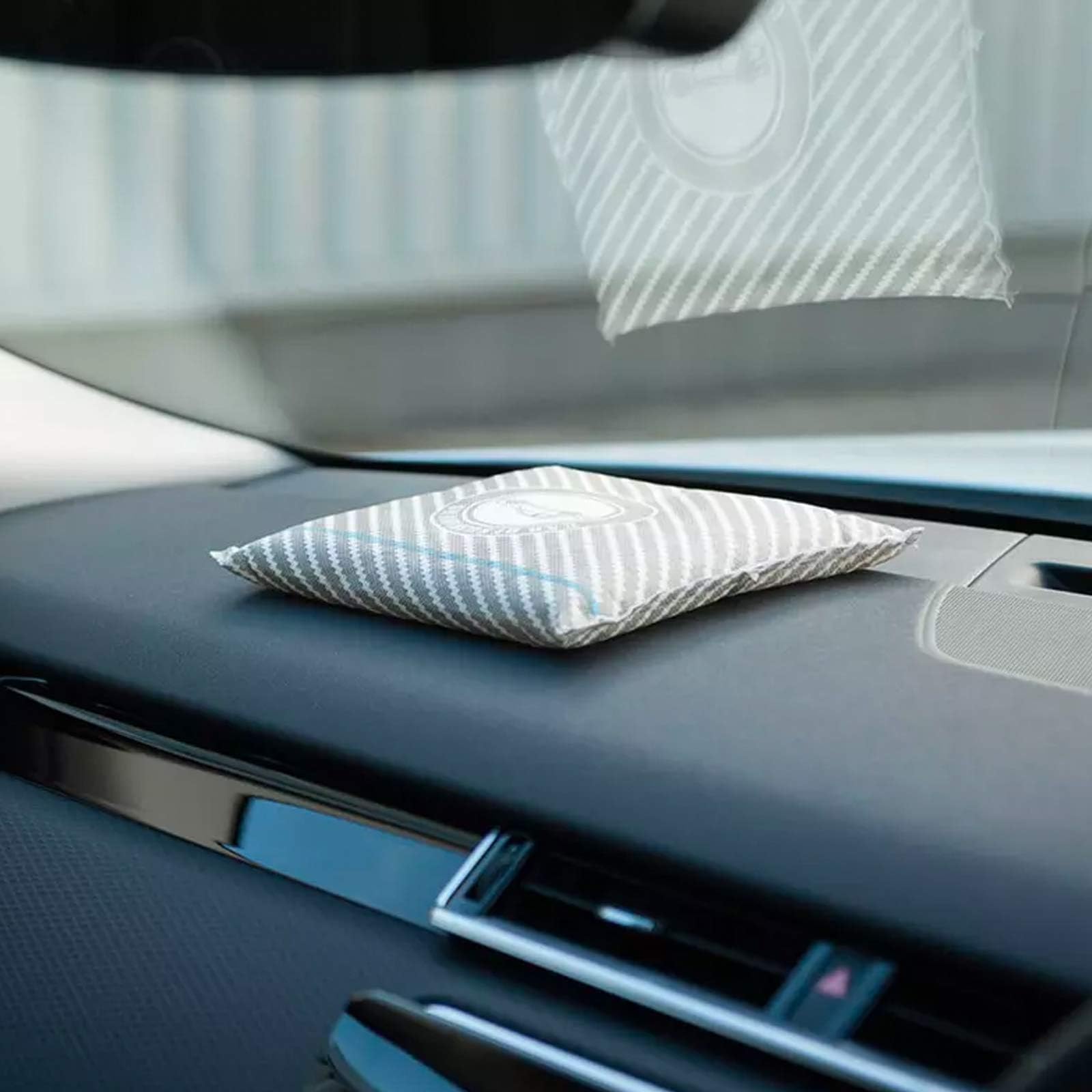 CUQOO 2 Pack Reusable Car Dehumidifier Bag - 225g Silica Gel ...