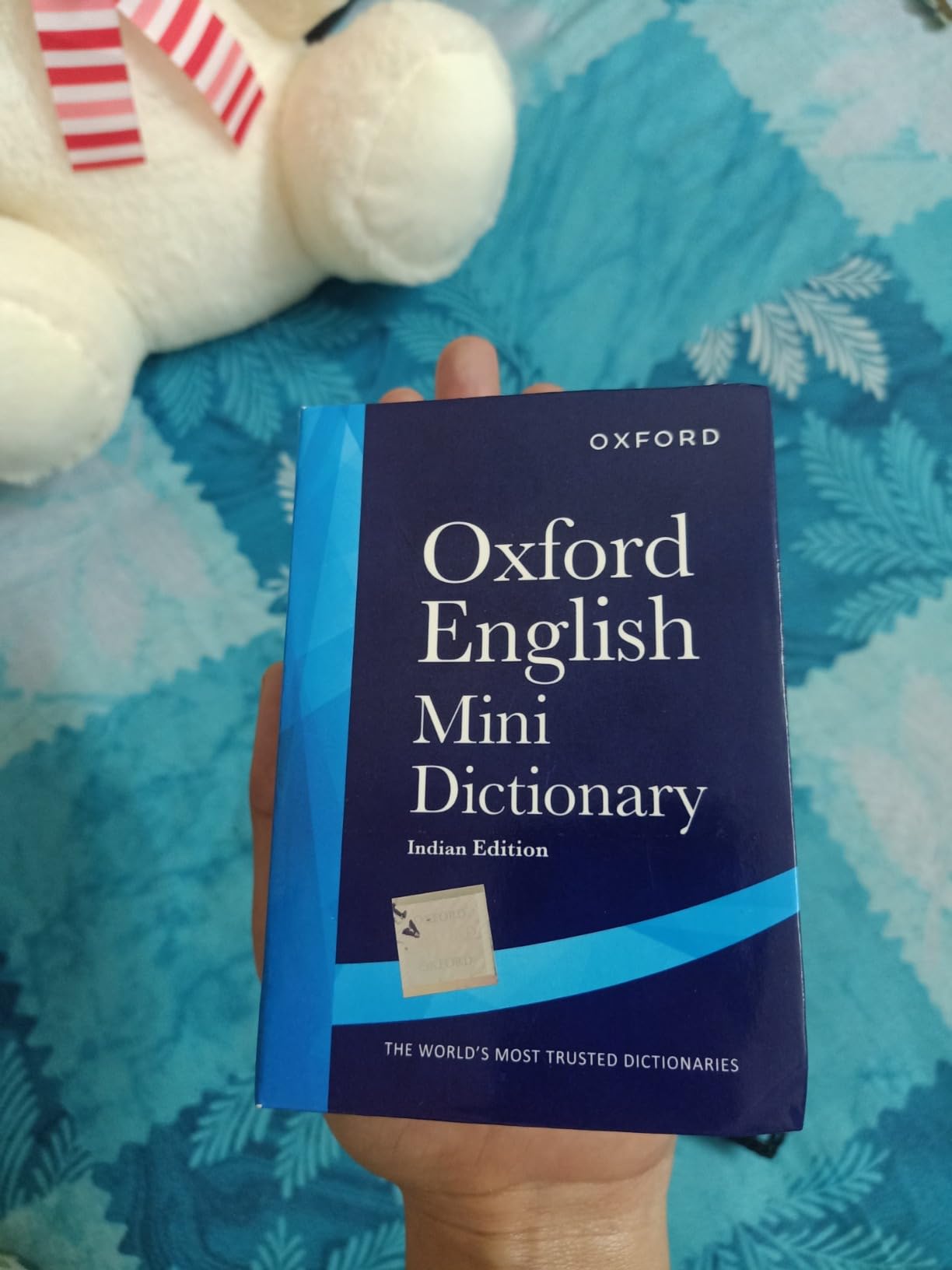 Oxford Mini English Dictionary | Easy To Use | Extra Help with Spelling ...
