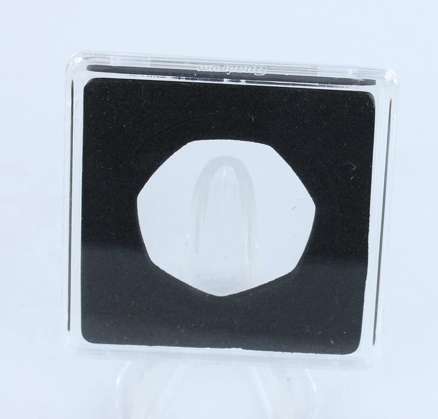 Single quadrum capsule and 50p foam insert : Amazon.co.uk: Toys & Games