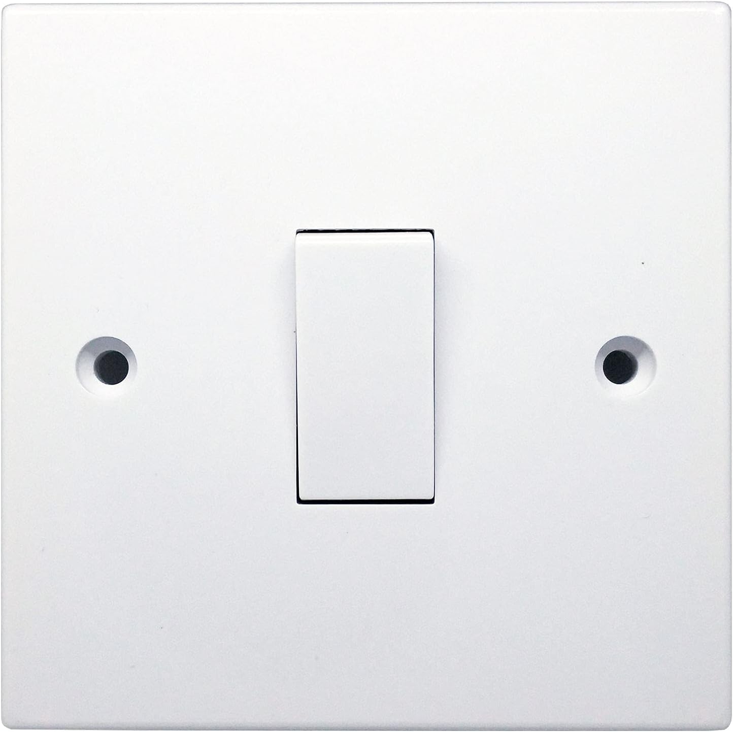 BG Electrical 812-01 Single Light Switch, White Moulded, 2-Way, 16AX ...