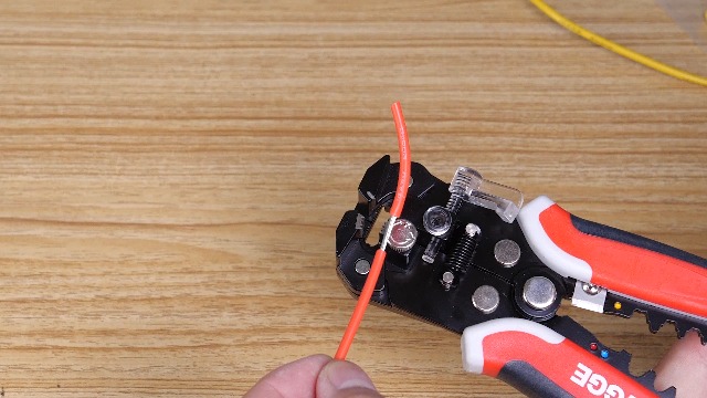 Watch WG014 wire stripper on Amazon Live