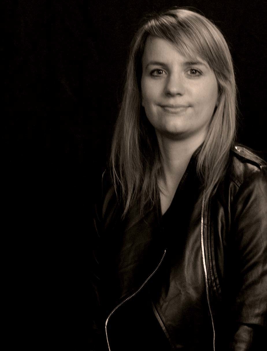 Amazon.com: Contamination (Invasion Survivor Book 1) eBook : Lawson, Hayley: Kindle Store