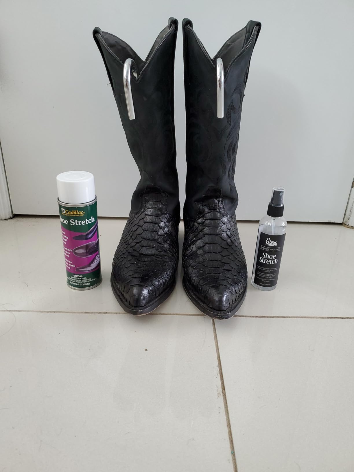 Amazon.com: Cadillac Shoe Stretch Spray - Professional Boot & Shoe ...
