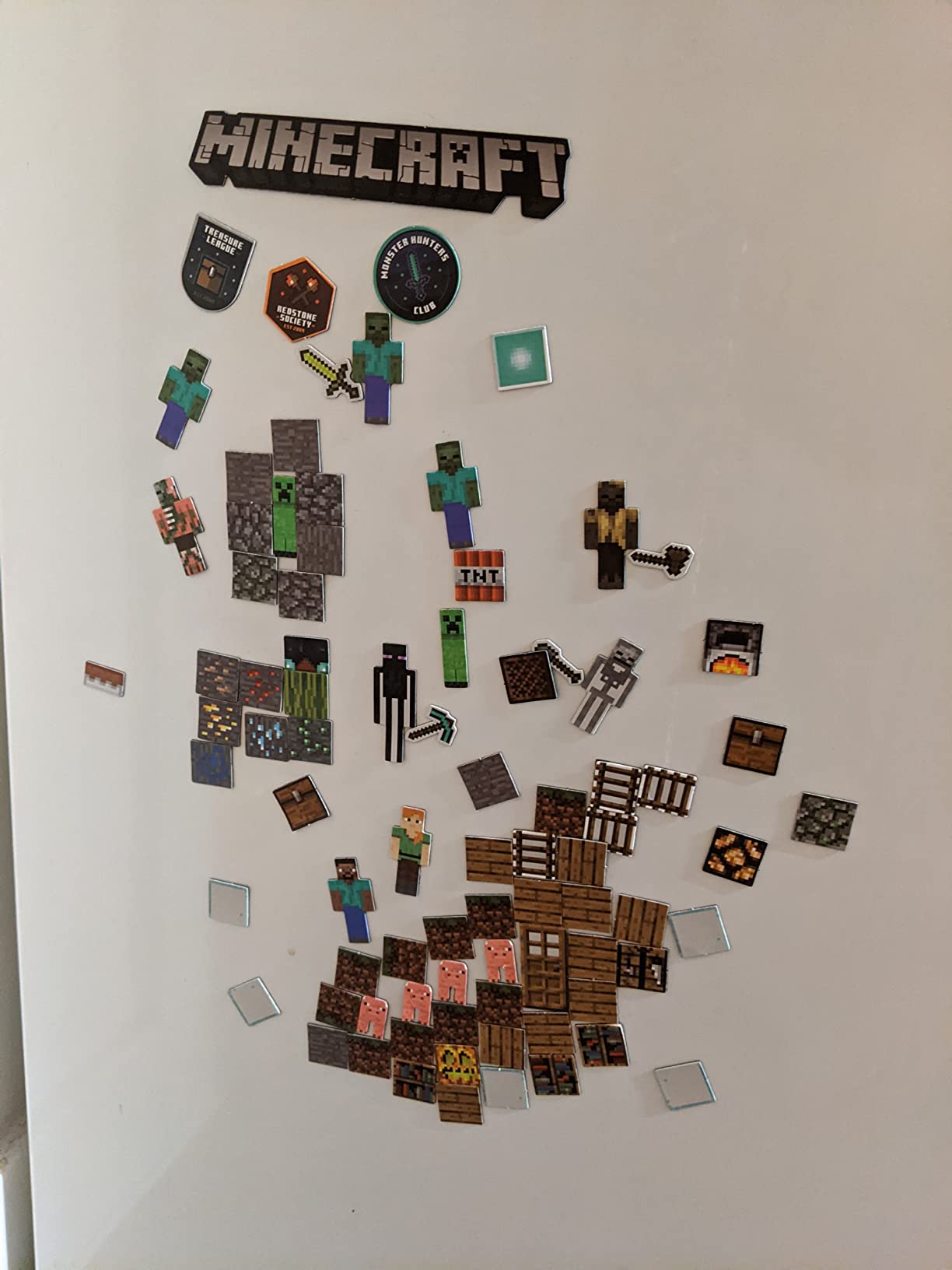 Paladone PP6734MCF Minecraft Magnets - 80 Build a Level Fridge Magnets ...
