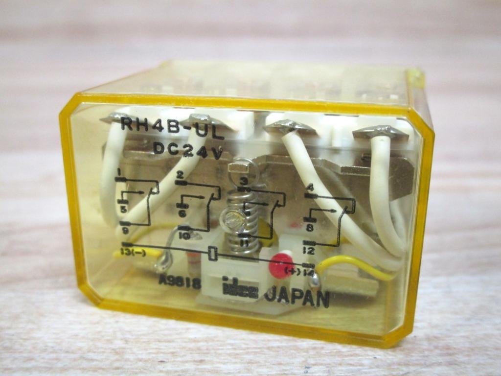 Amazon.com: IDEC RH4B-ULDC24V 24 VDC Coil, 4 Poles 4PDT, Blade Terminal ...