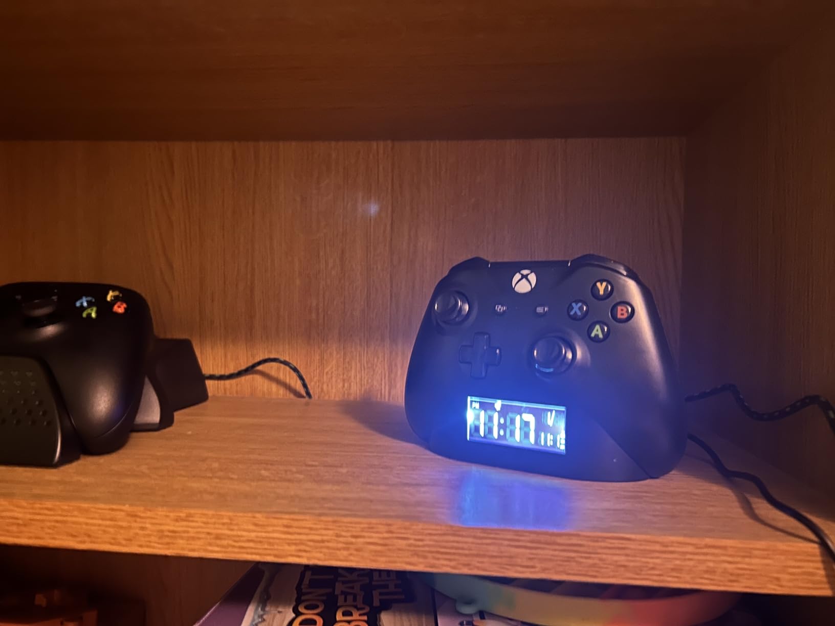 XBOX Controller Alarm Clock - Officially Licensed Microsoft Digital ...