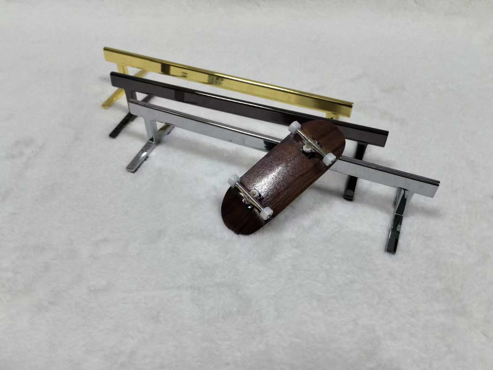 LEEFAI Pro Fingerboard Rail, Metal mini Finger Skateboard Rail for Your ...