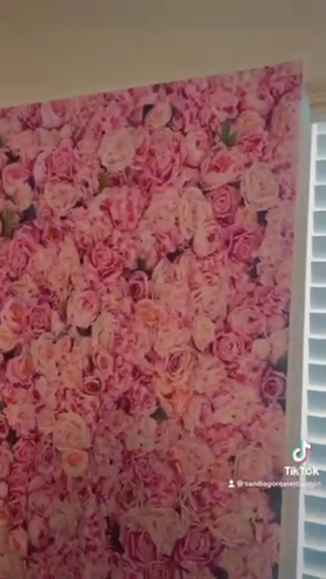 Sarah Messali's Amazon Page