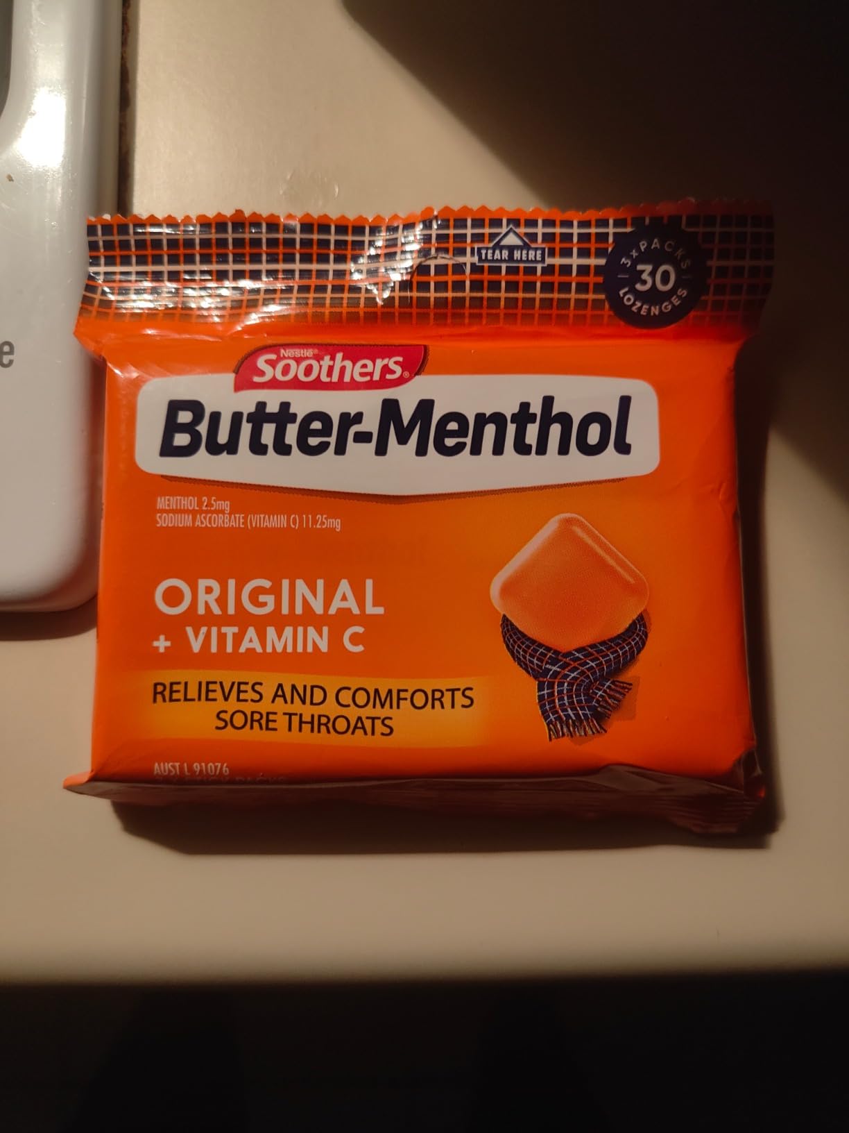SOOTHERS Butter-Menthol Sore Throat Lozenges, 120g, 30mg : Amazon.com ...