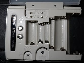 Amazon | 東芝(TOSHIBA) バッテリーチェッカー TBC-30(W) | TOSHIBA(東芝) | 電池チェッカー