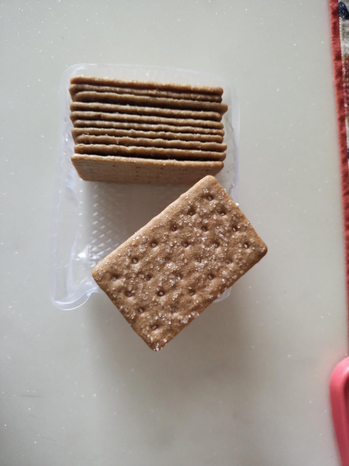 Britannia Biscafe - Super Thin Coffee Cracker | 100 gm | Thin crunchy ...