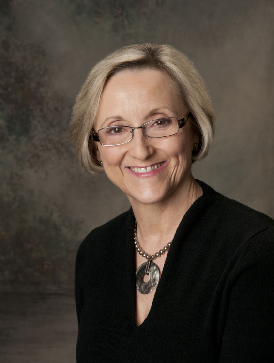 Amazon.com: Sandra Cline: books, biography, latest update