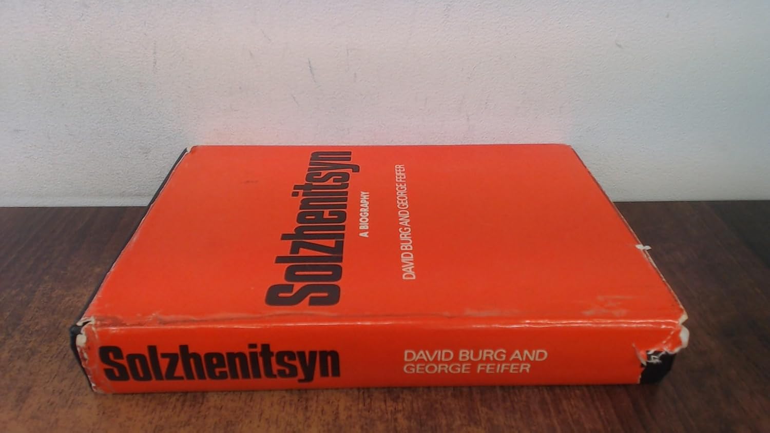 Solzhenitsyn: Burg, David, Feifer, George: 9780340165935: Amazon.com: Books