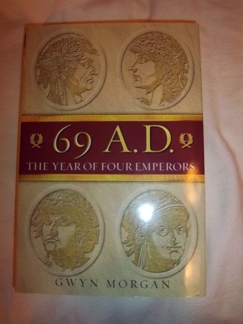 Amazon.com: 69 AD: The Year of Four Emperors: 9780195124682: Morgan ...