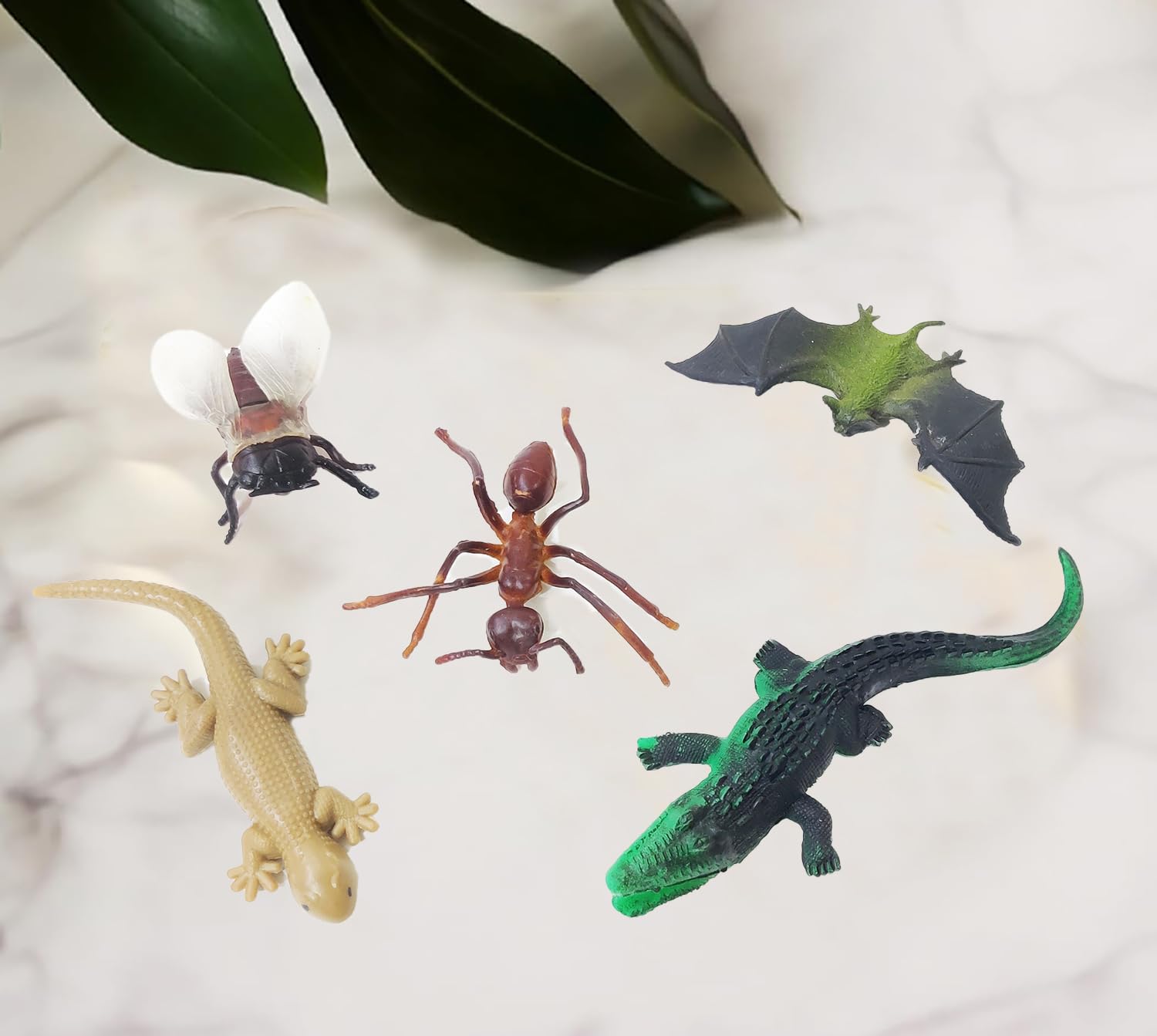Buy BITONA® Mix Mini Insects Crocodile,Lizard, bat,bee, Ant - Mini ...