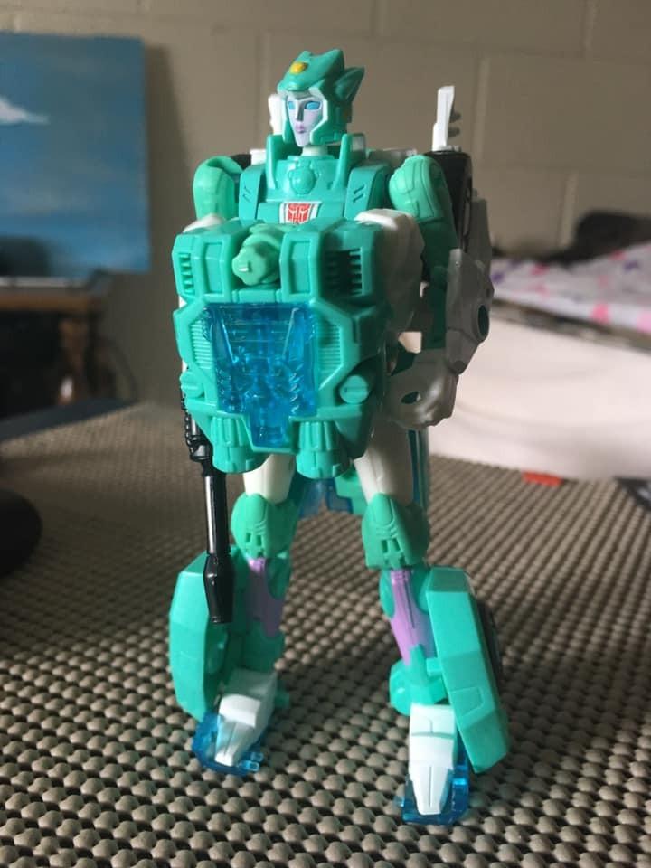 Amazon.com: Transformers Generaciones Power of the Primes Clase Deluxe ...