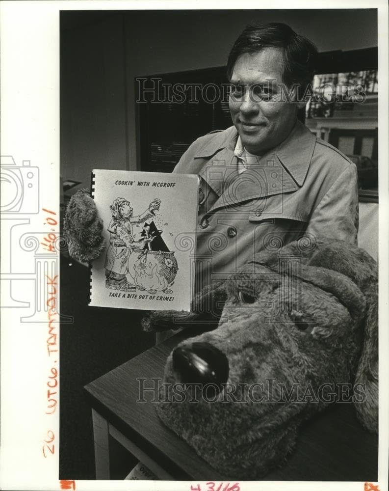 1986 Press Photo McGruff Originator, Sergeant Winston Cavendish with ...